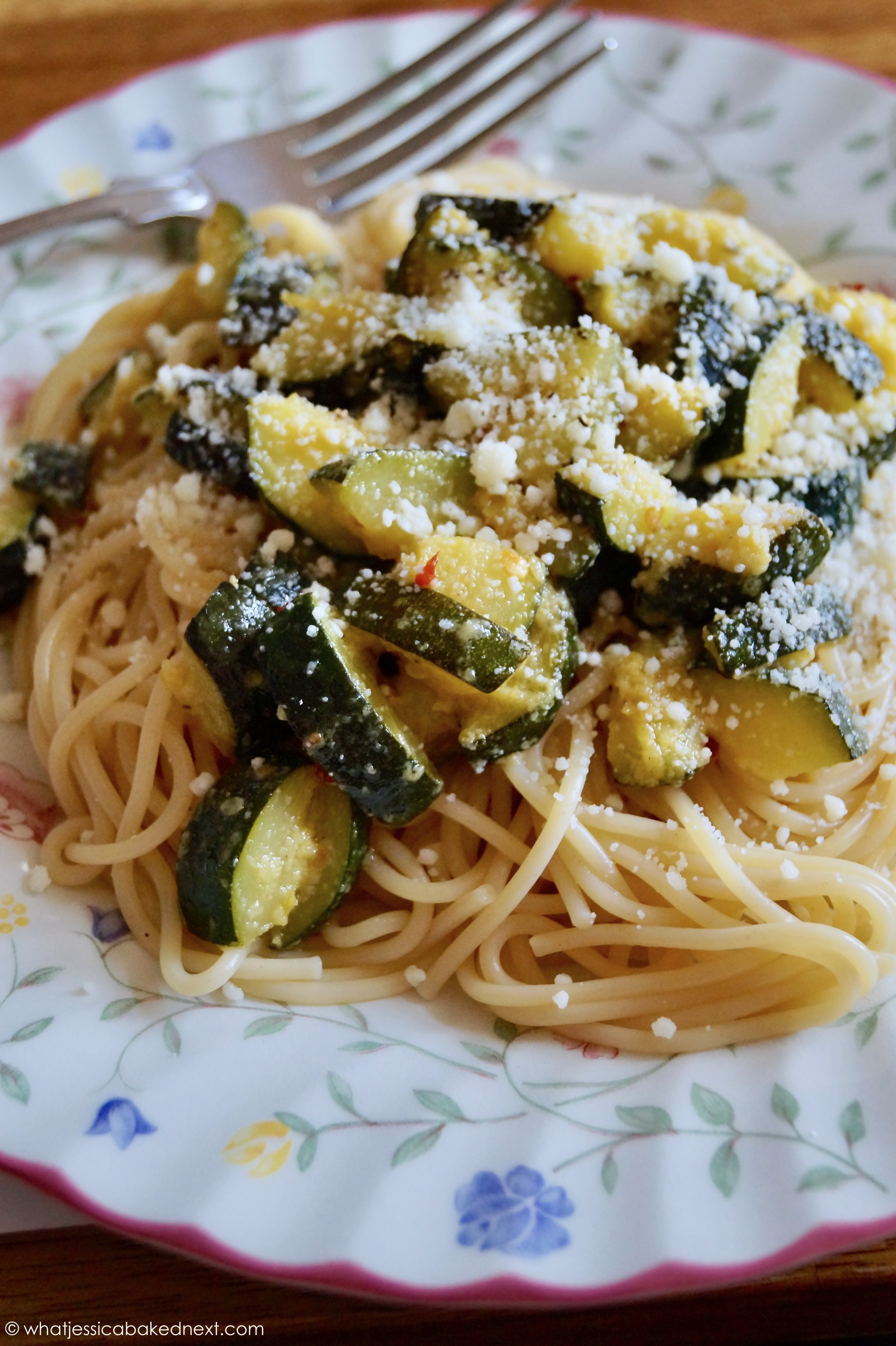 Spaghetti with Courgettes, Chilli, Garlic and Lemon – What Jessica ...
