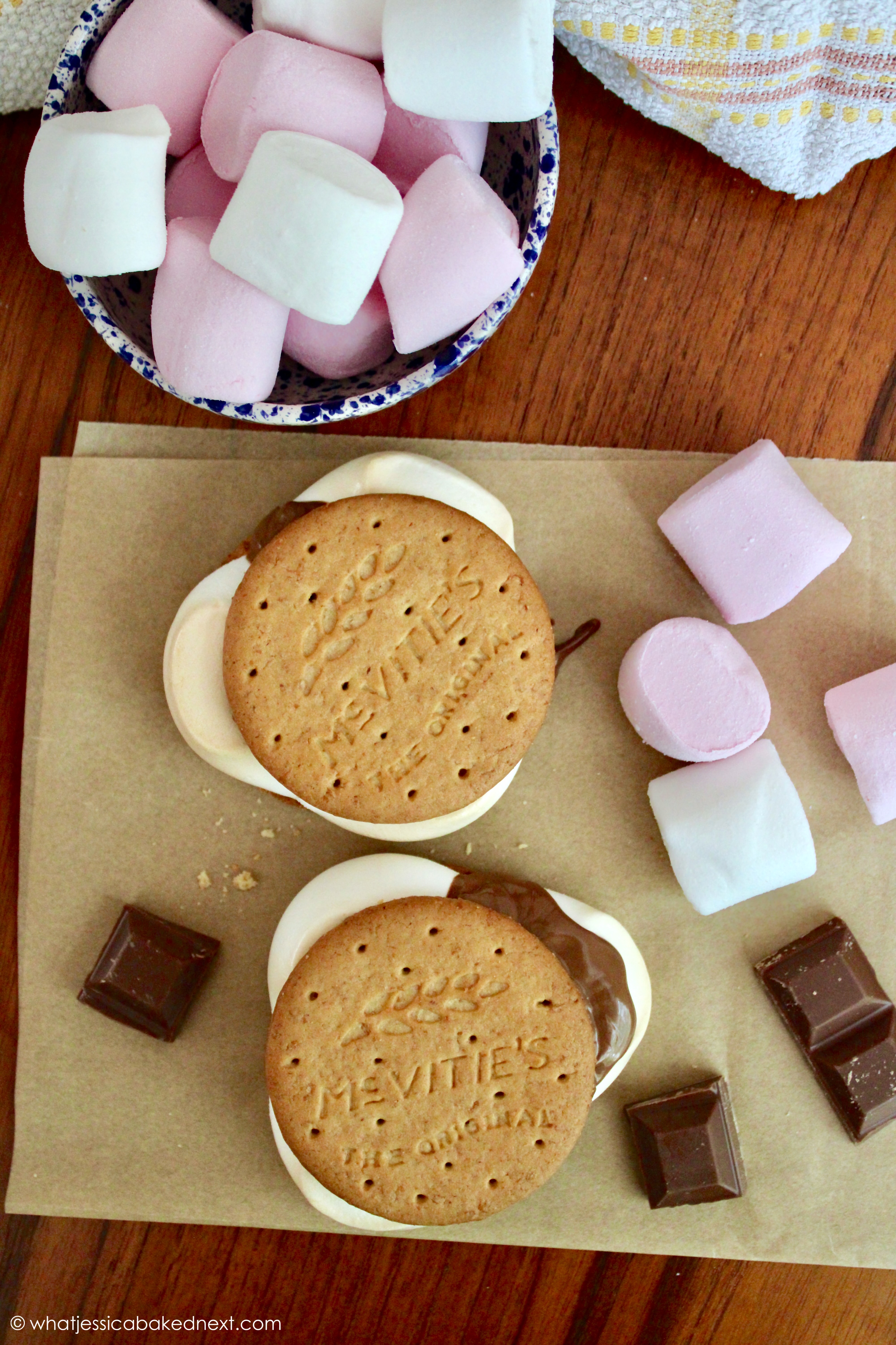 Oven Baked S’mores (10 Minute Recipe) – What Jessica Baked Next